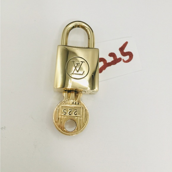 Louis Vuitton | Bags | Authentic Louis Vuitton Padlock Lock And Key Set ...